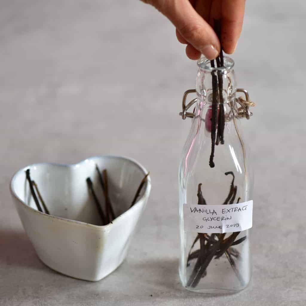 Two Ingredient simple DIY Vanilla Extract - Alphafoodie