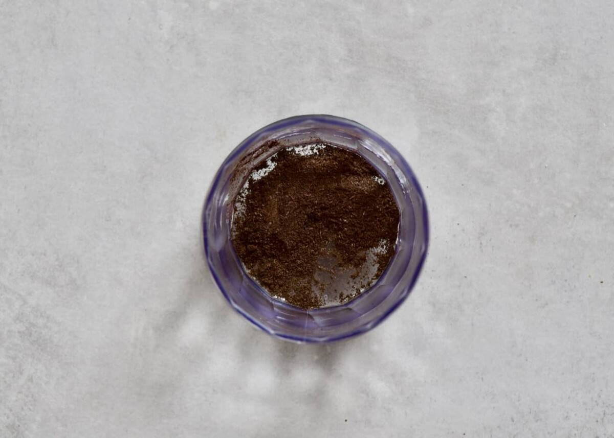 How to Make Vanilla Powder from scratch - Alphafoodie