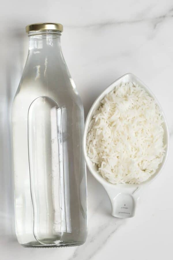Simple Homemade Rice Milk (2 ingredients) - Alphafoodie