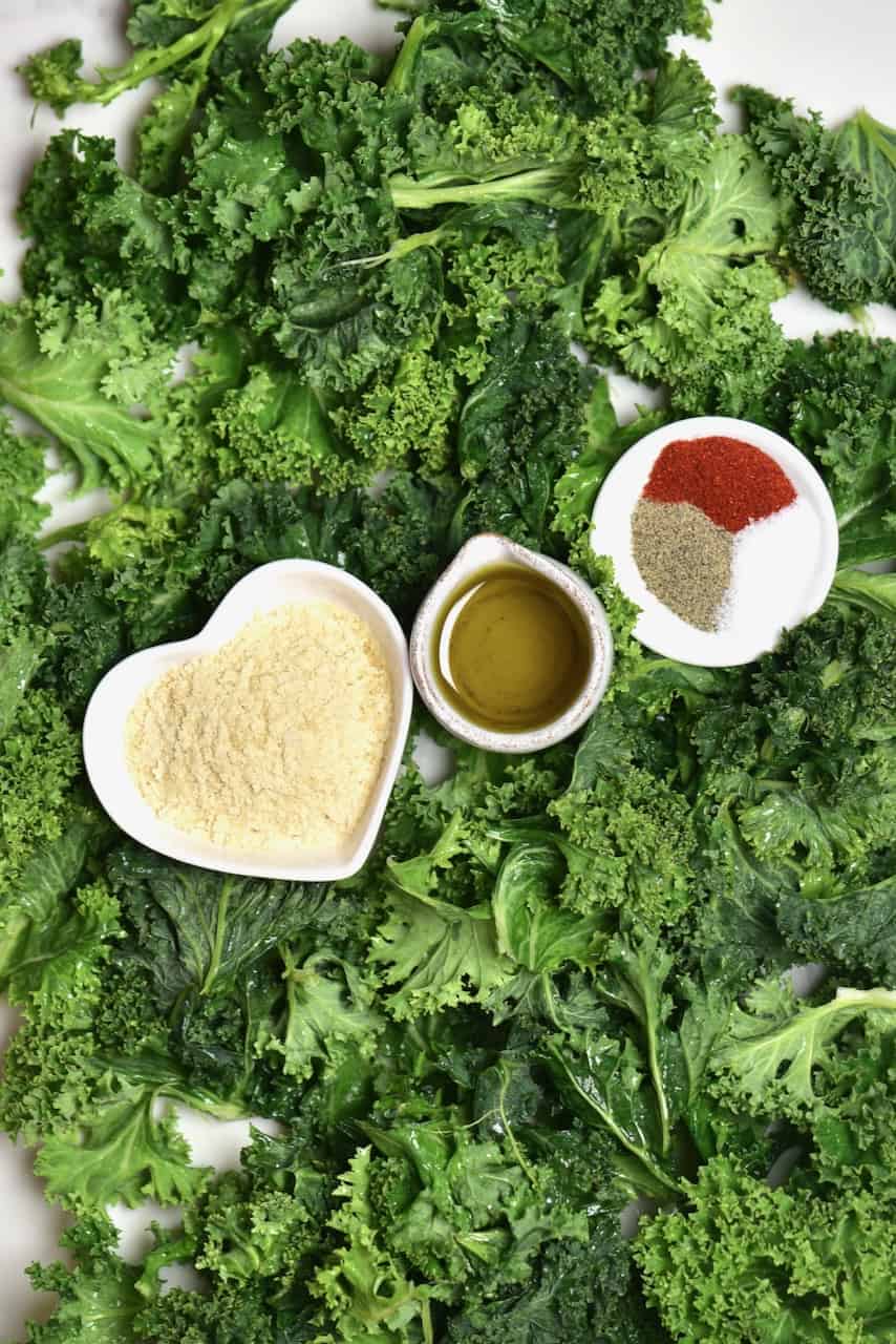 How to make Kale Chips In The Oven - Alphafoodie