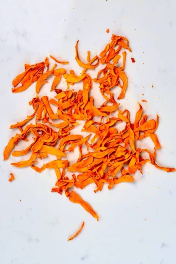 How to make Turmeric powder at home - Alphafoodie