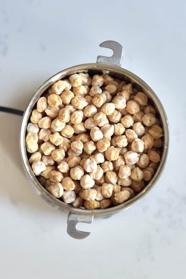 How To Make Chickpea Flour (TWO Methods!)- Alphafoodie