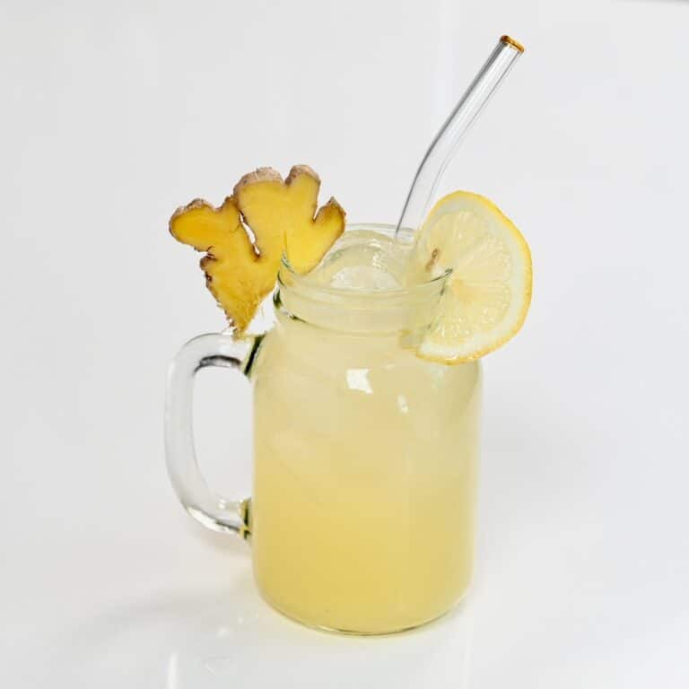 Simple Ginger Lemonade - Alphafoodie