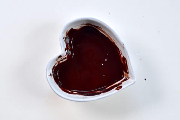 How To Make Milk Chocolate - Alphafoodie