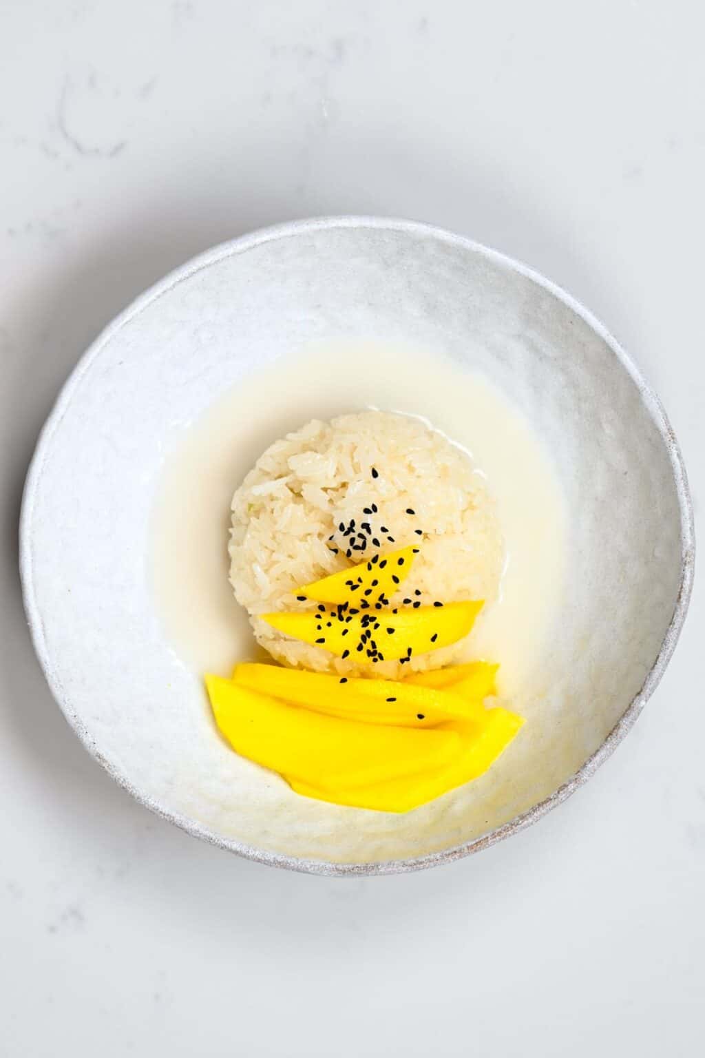 Thai Coconut Sweet Sticky Rice (Mango sticky rice) - Alphafoodie