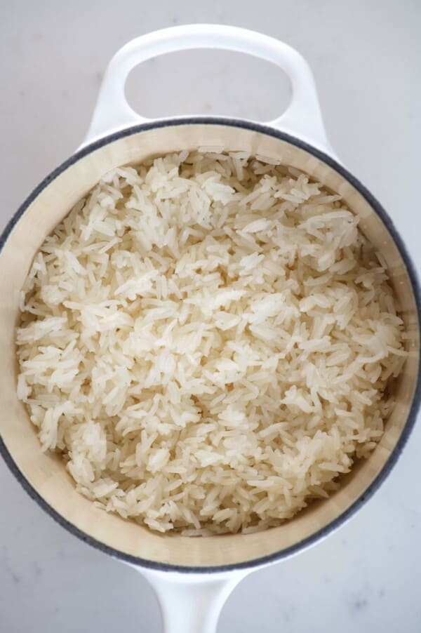 Fluffy Perfect Jasmine Rice (Stove-top method) - Alphafoodie