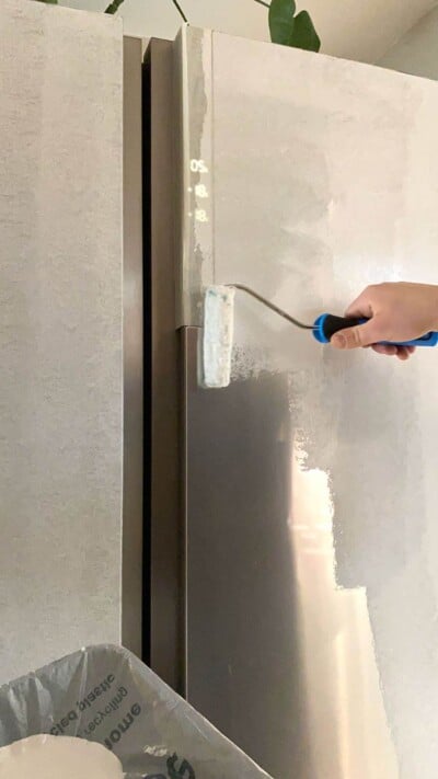 How to Paint a Refrigerator (Low-budget Retro Refrigerator) - Alphafoodie