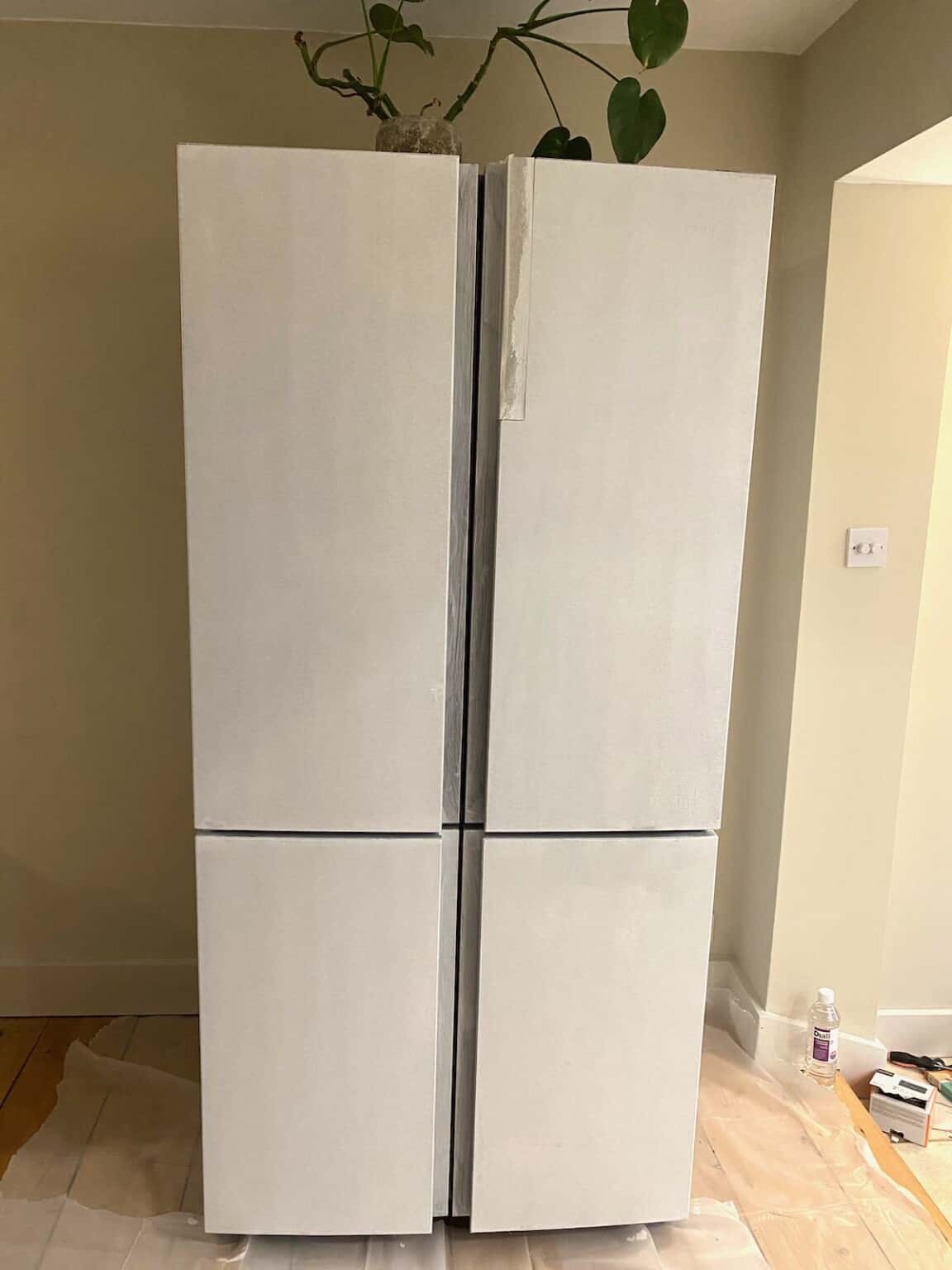 How to Paint a Refrigerator (Low-budget Retro Refrigerator) - Alphafoodie