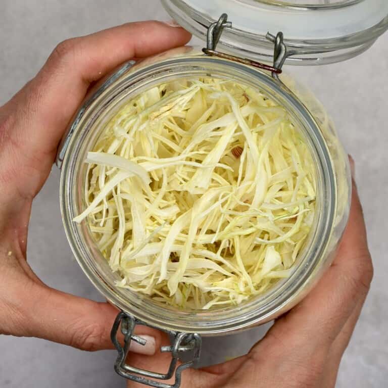 How to Make Onion Flakes - Alphafoodie
