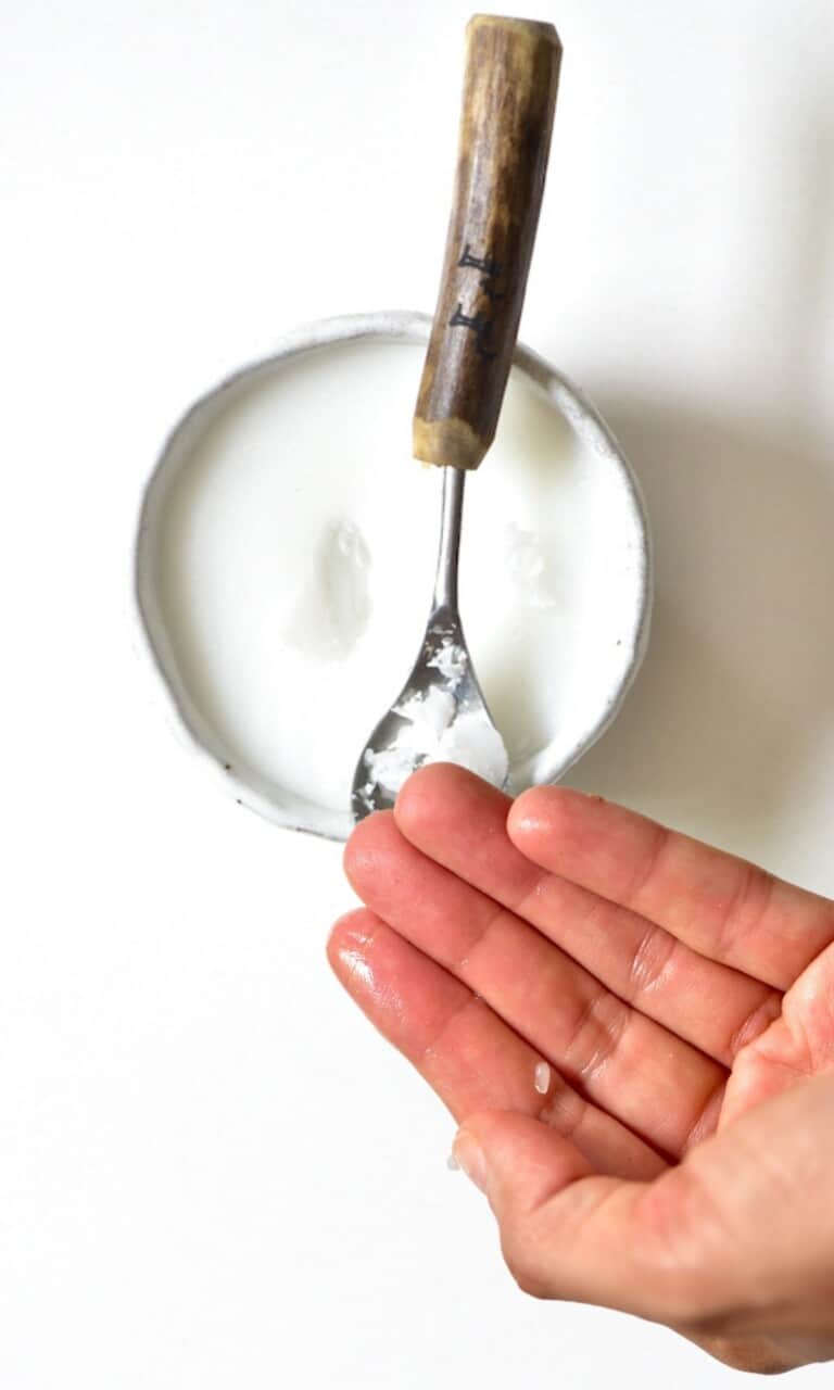 DIY Extra Virgin Coconut Oil (Cold-pressed Coconut Oil) - Alphafoodie