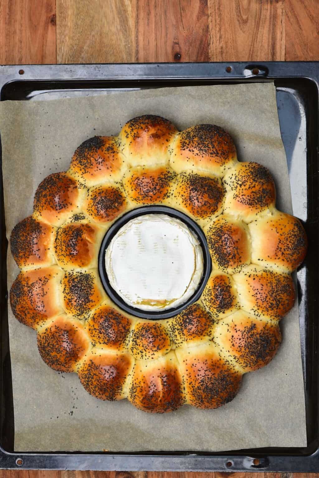 Baked Camembert with Dinner Rolls