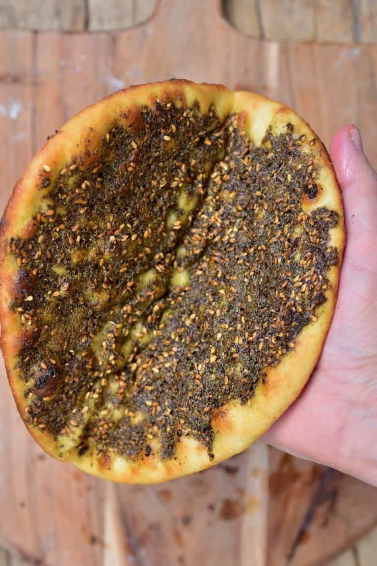 Middle-Eastern Zaatar Bread (Manakish Za'atar) - Alphafoodie