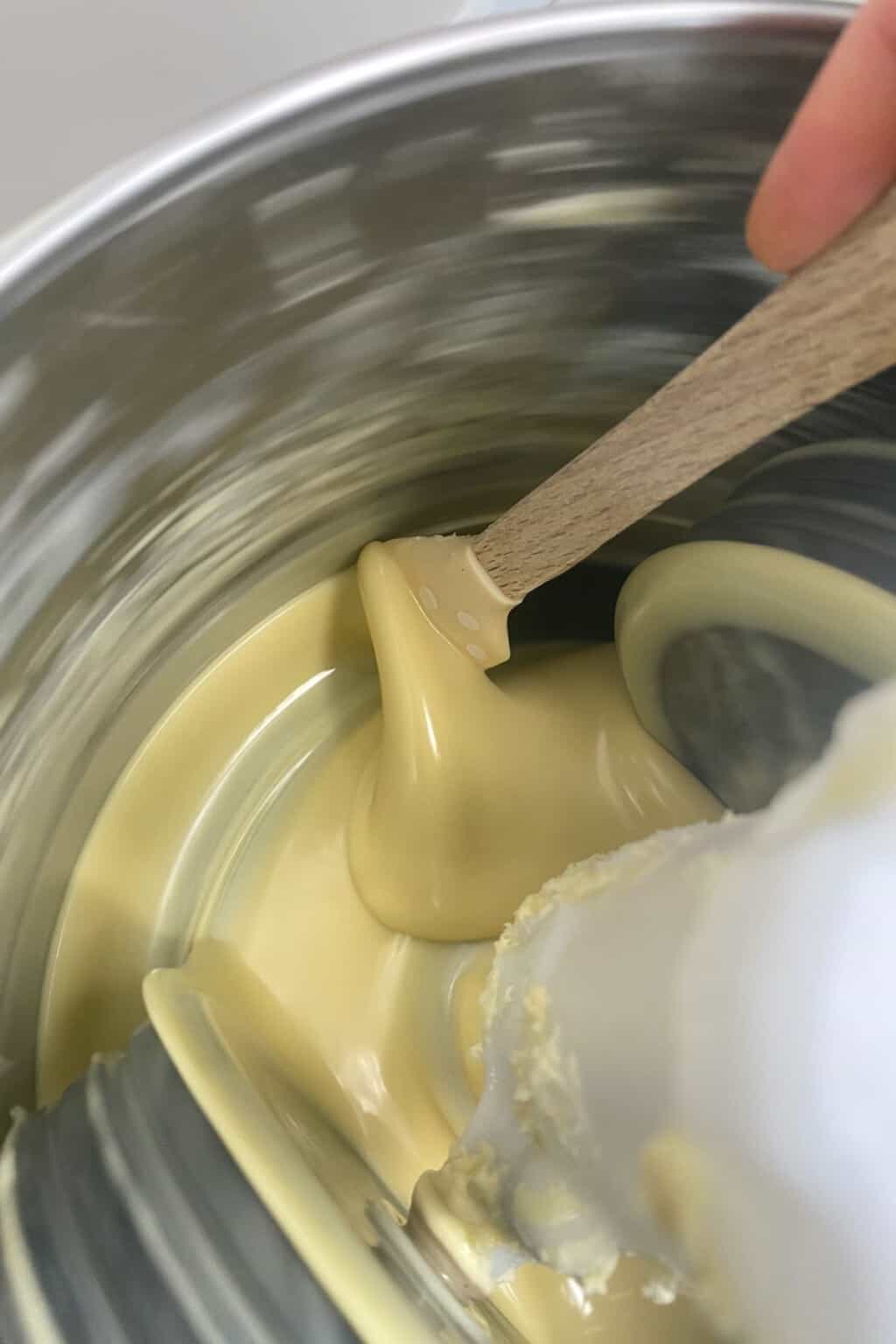 How To Make White Chocolate - Alphafoodie