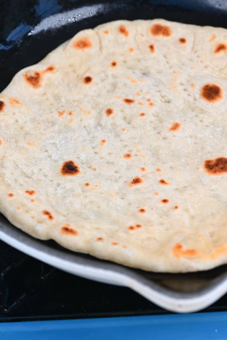 How to Make Greek Pita (Gyro Bread) - Alphafoodie