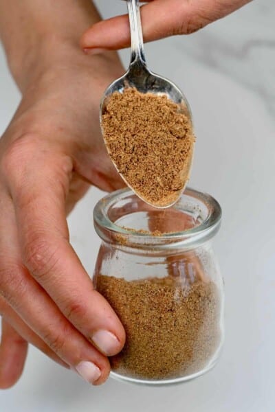 Lebanese 7 Spice Blend (Sabaa Baharat) - Alphafoodie