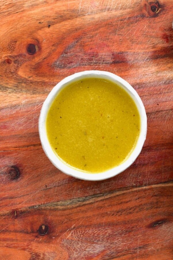 Simple Honey Mustard Dressing (Vinaigrette, Creamy or Vegan) - Alphafoodie