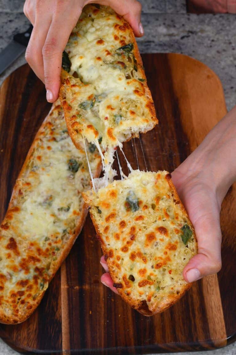 Quick Cheesy Garlic Bread Recipe (Vegan Garlic Bread Optional ...