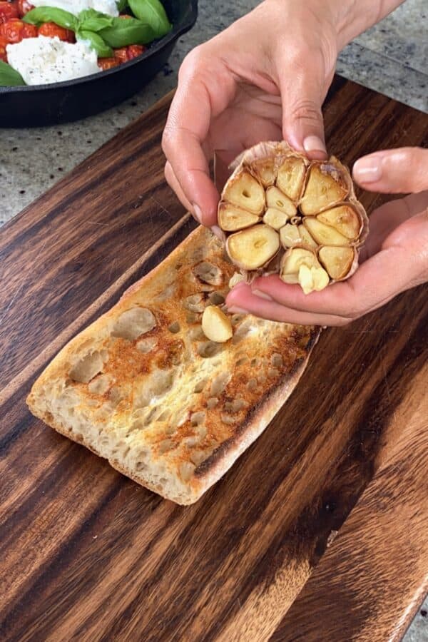 How to Roast Garlic in the Oven (Whole Roasted Garlic + Cloves)