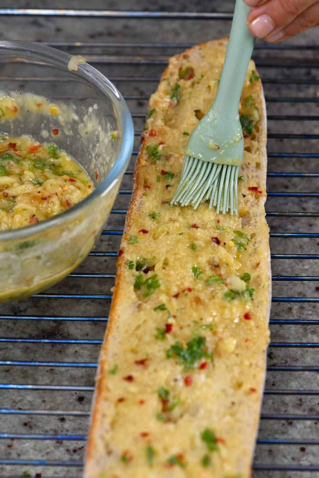 Simple Roasted Garlic Bread (with Roasted Garlic Butter) - Alphafoodie