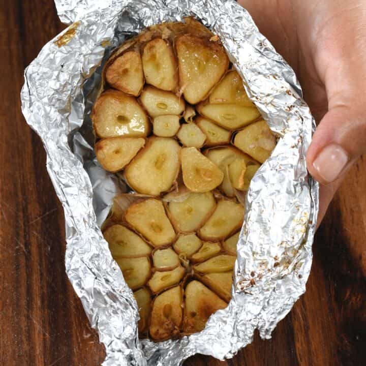 How to Roast Garlic in the Oven (Whole Roasted Garlic + Cloves)