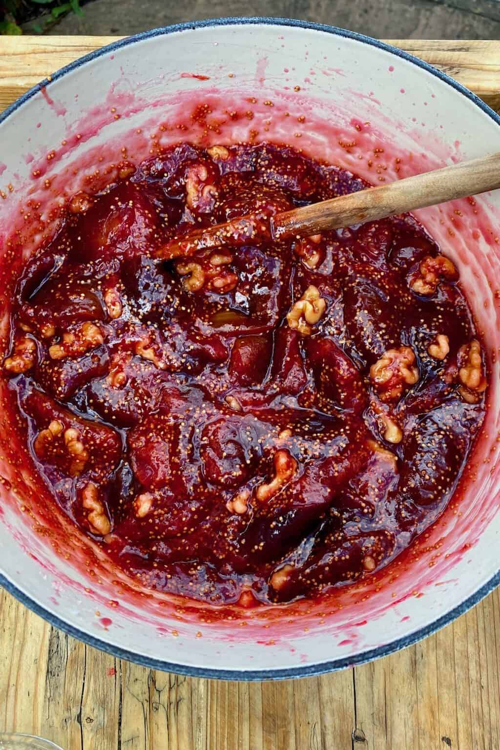 Simple Fig Jam Recipe (Fig Preserves - No Pectin) - Alphafoodie