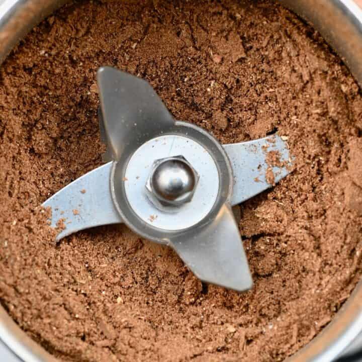 Lebanese 7 Spice Blend (Sabaa Baharat) - Alphafoodie