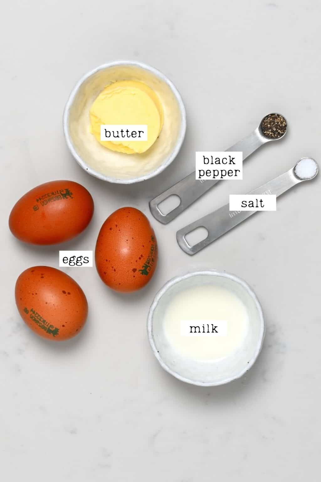 How to Make Fluffy Scrambled Eggs (With Butter | + Flavor Variations ...