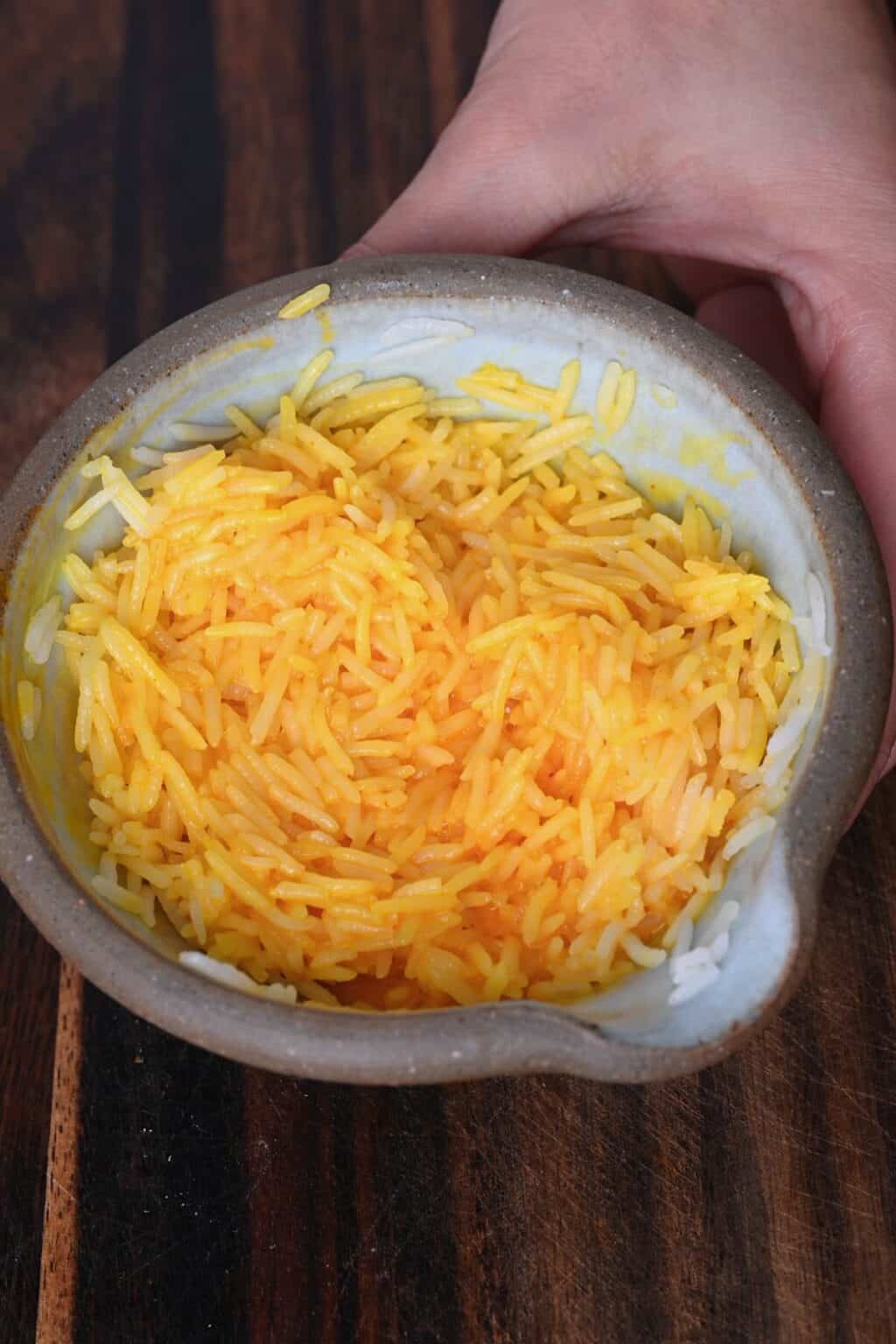 Classic Persian Crispy Rice (Tahdig) - Alphafoodie