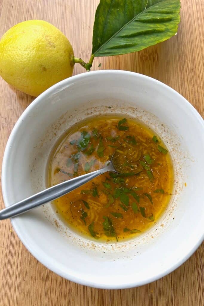 Easy Lemon Garlic Butter Sauce (6+ Flavor Variations) - Alphafoodie
