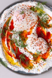 Çilbir (Turkish Poached Eggs with Garlic Yogurt) - Alphafoodie