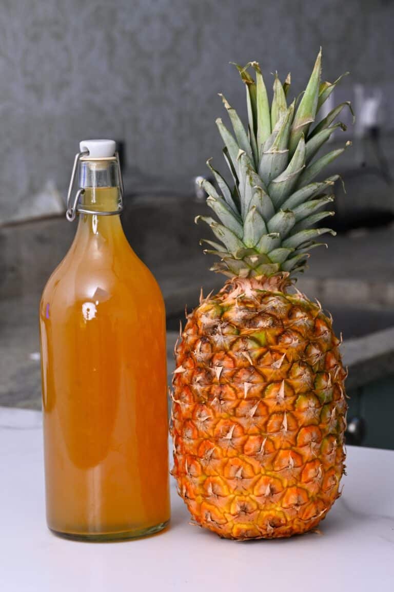 Tepache De Piña (Mexican Fermented Pineapple Drink) - Alphafoodie