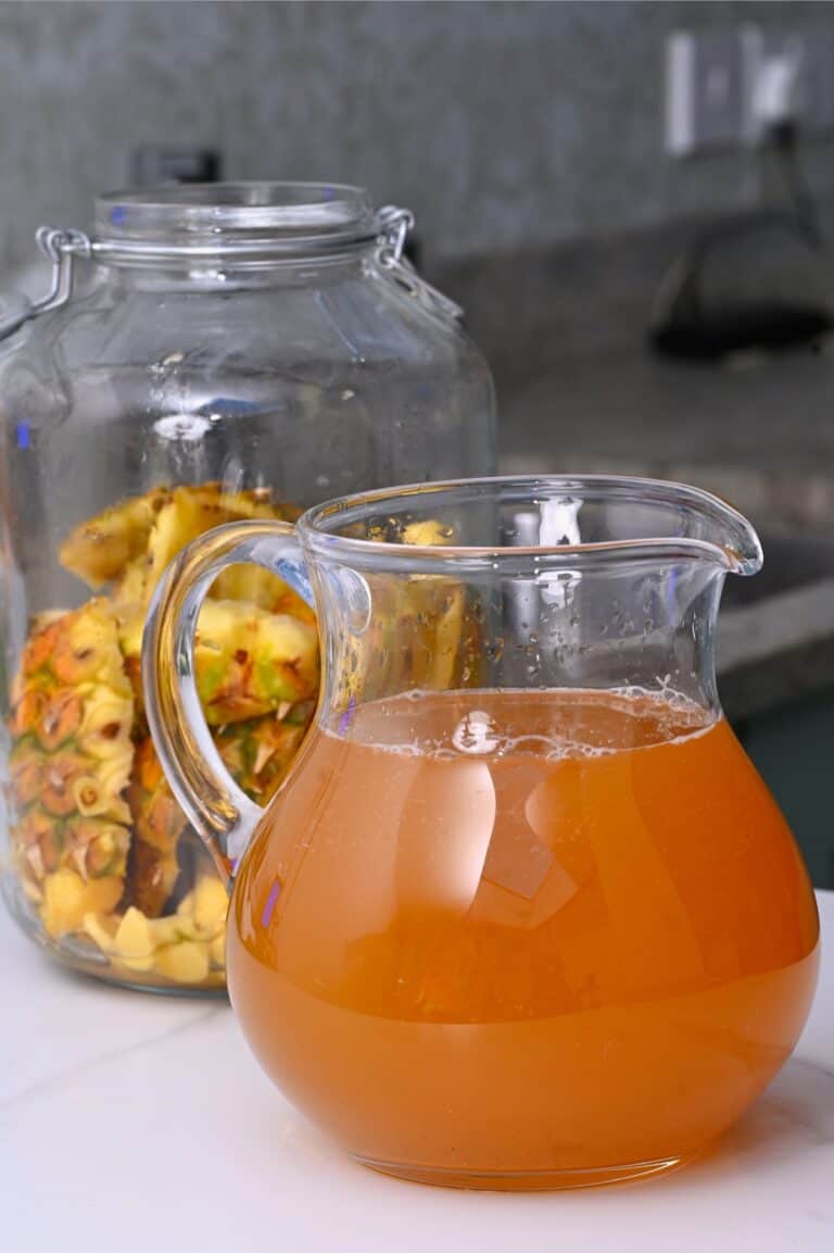 Tepache De Piña (Mexican Fermented Pineapple Drink) - Alphafoodie
