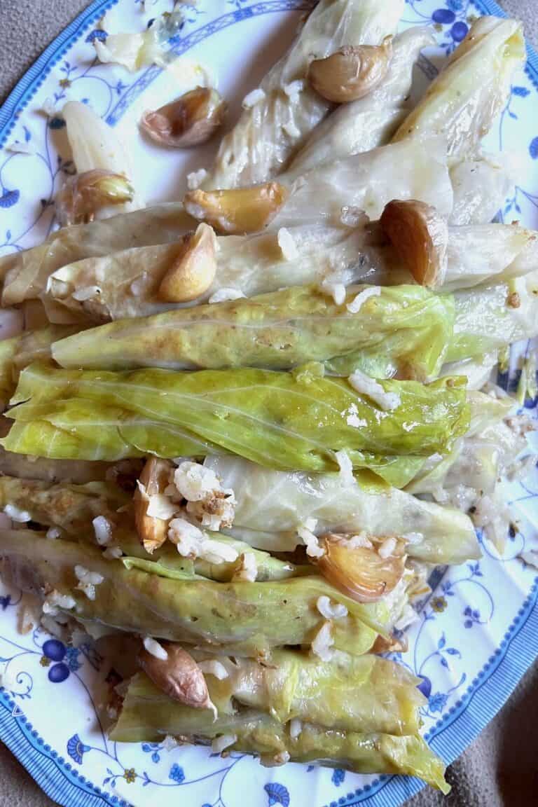 Lebanese Stuffed Cabbage Rolls (Malfouf) - Alphafoodie