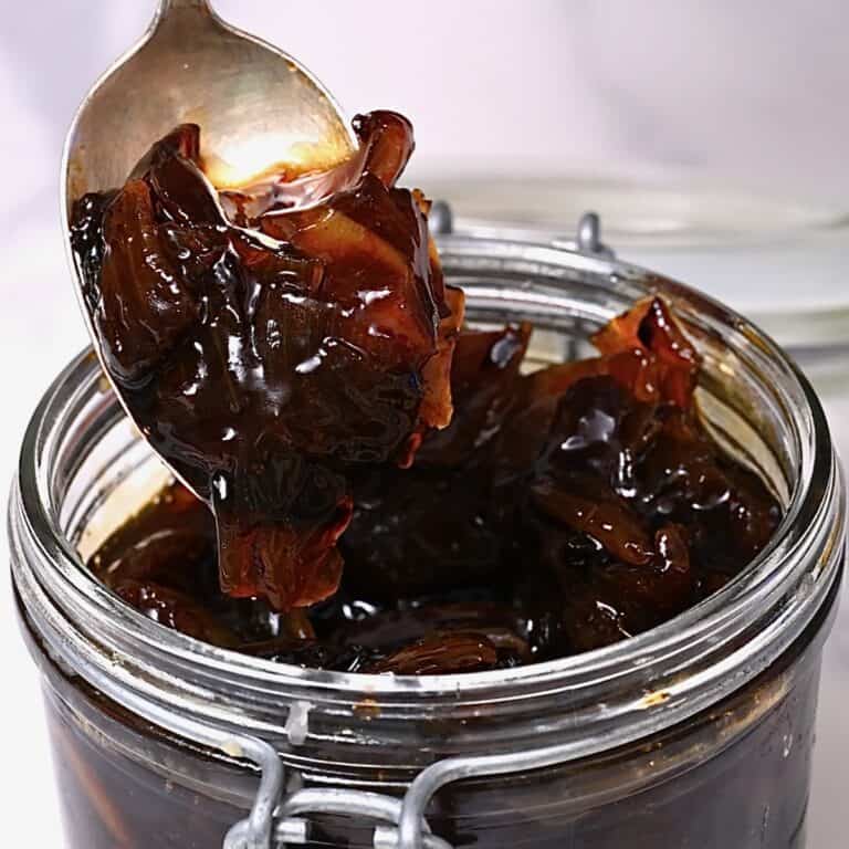 How to Make Onion Jam with Balsamic Vinegar - Alphafoodie