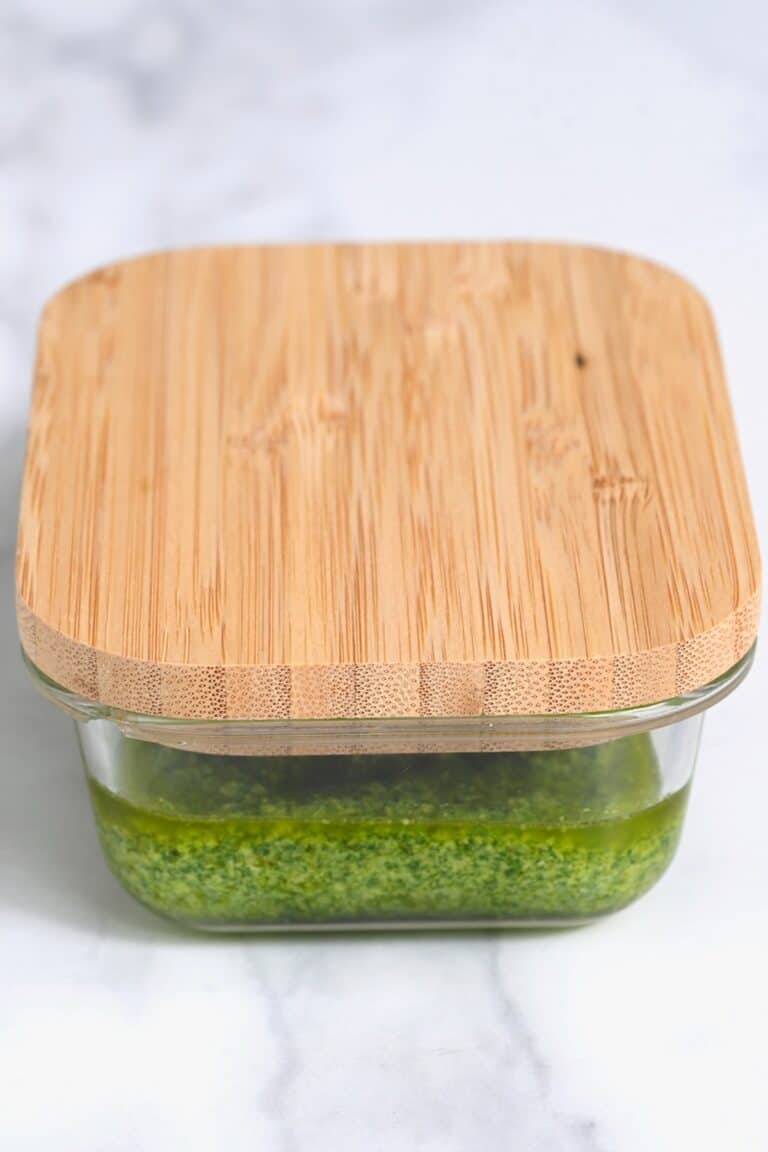 5 Min Vegan Pesto with Cheesy Flavor - Alphafoodie