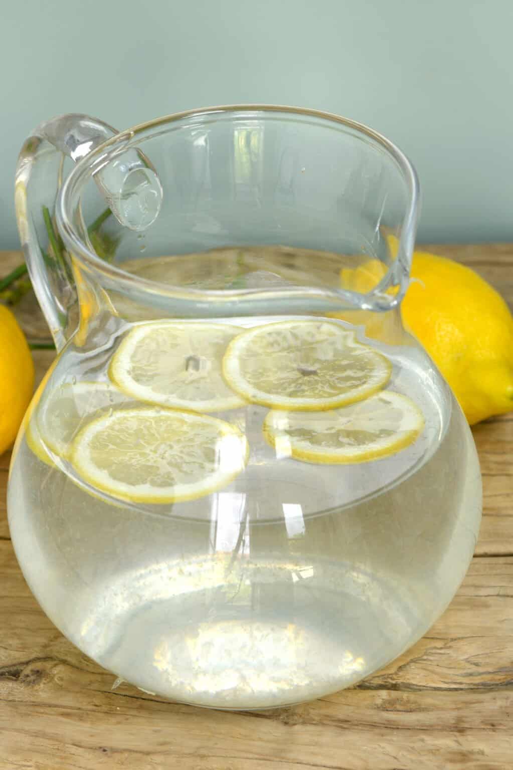 How To Make Lemon Water Alphafoodie how-to-make-lemon-water-alphafoodie
