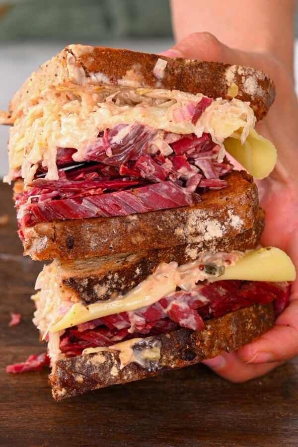 Juicy Homemade Reuben Sandwich Recipe - Alphafoodie