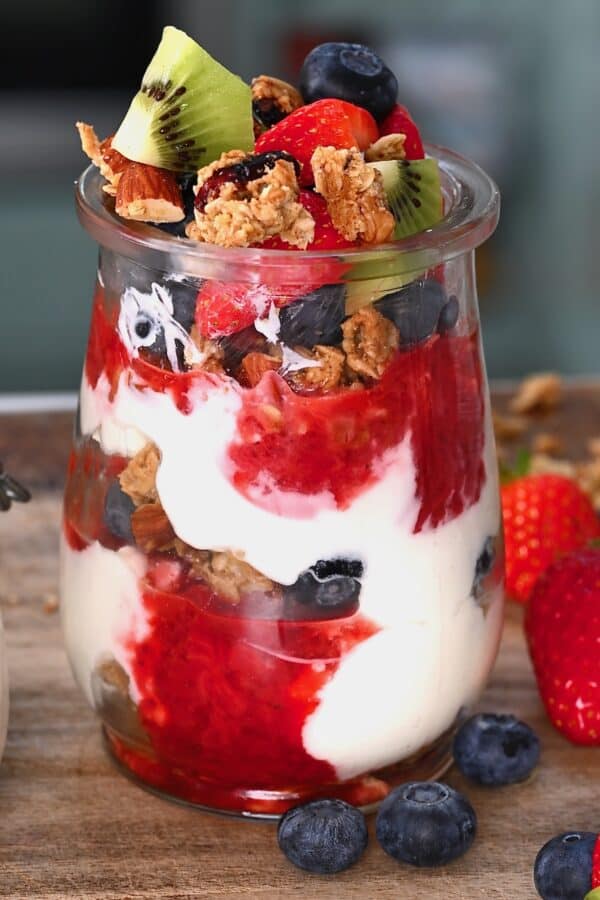 Healthy Fruit and Yogurt Parfaits - Alphafoodie