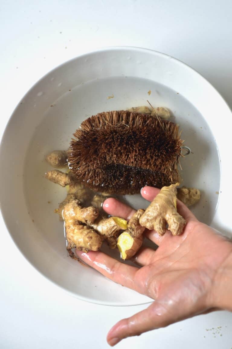 How to Peel, Cut, Grate, and Mince Ginger - Alphafoodie