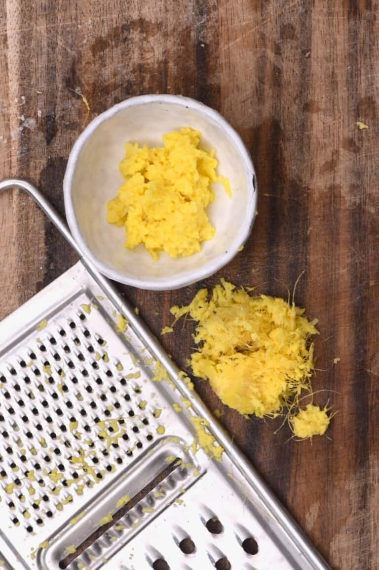 How to Peel, Cut, Grate, and Mince Ginger - Alphafoodie