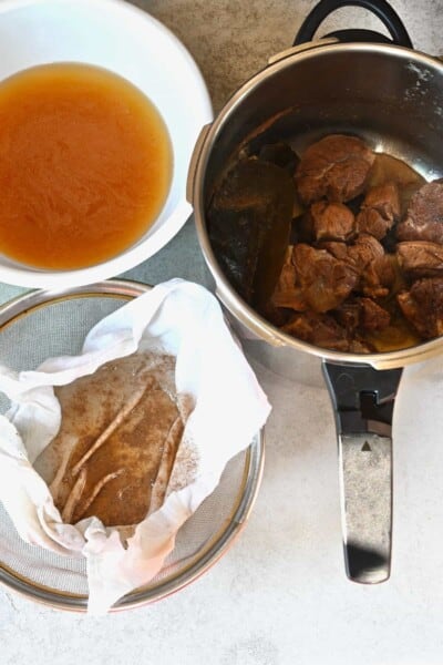 Homemade Beef Broth (Without Bones) - Alphafoodie