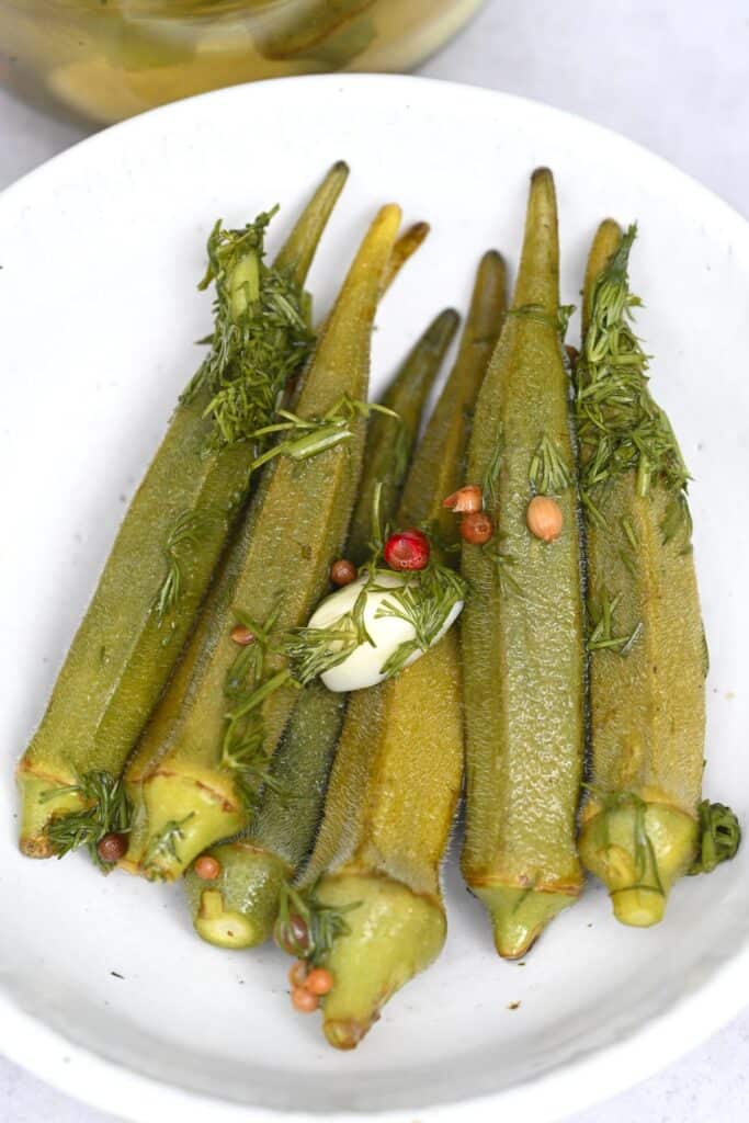 Crunchy Pickled Okra (Canning & Preserving) - Alphafoodie