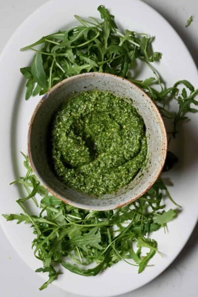 Arugula Pesto Recipe (5 Minute) - Alphafoodie