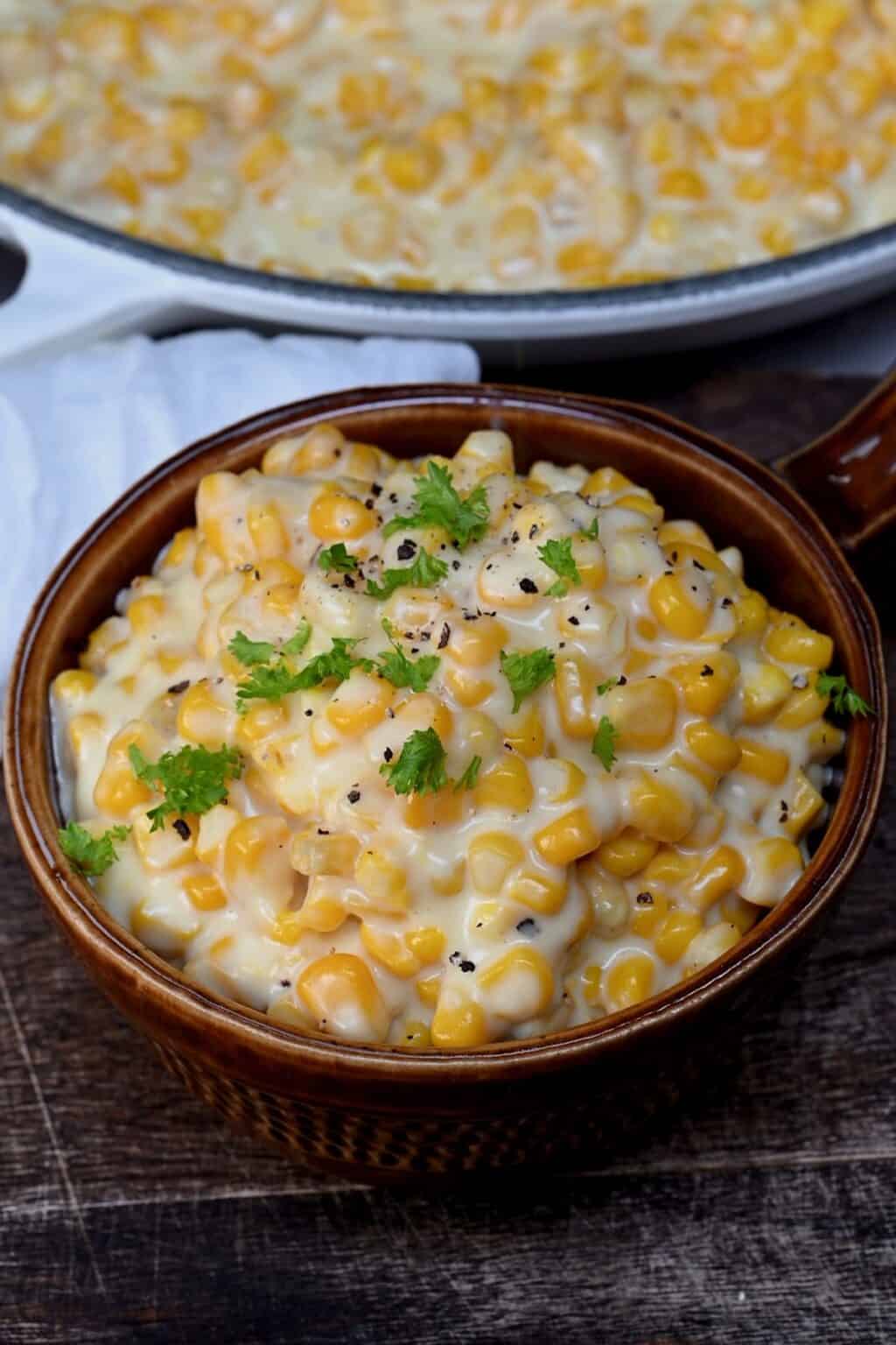 Easy Creamed Corn Recipe - Alphafoodie