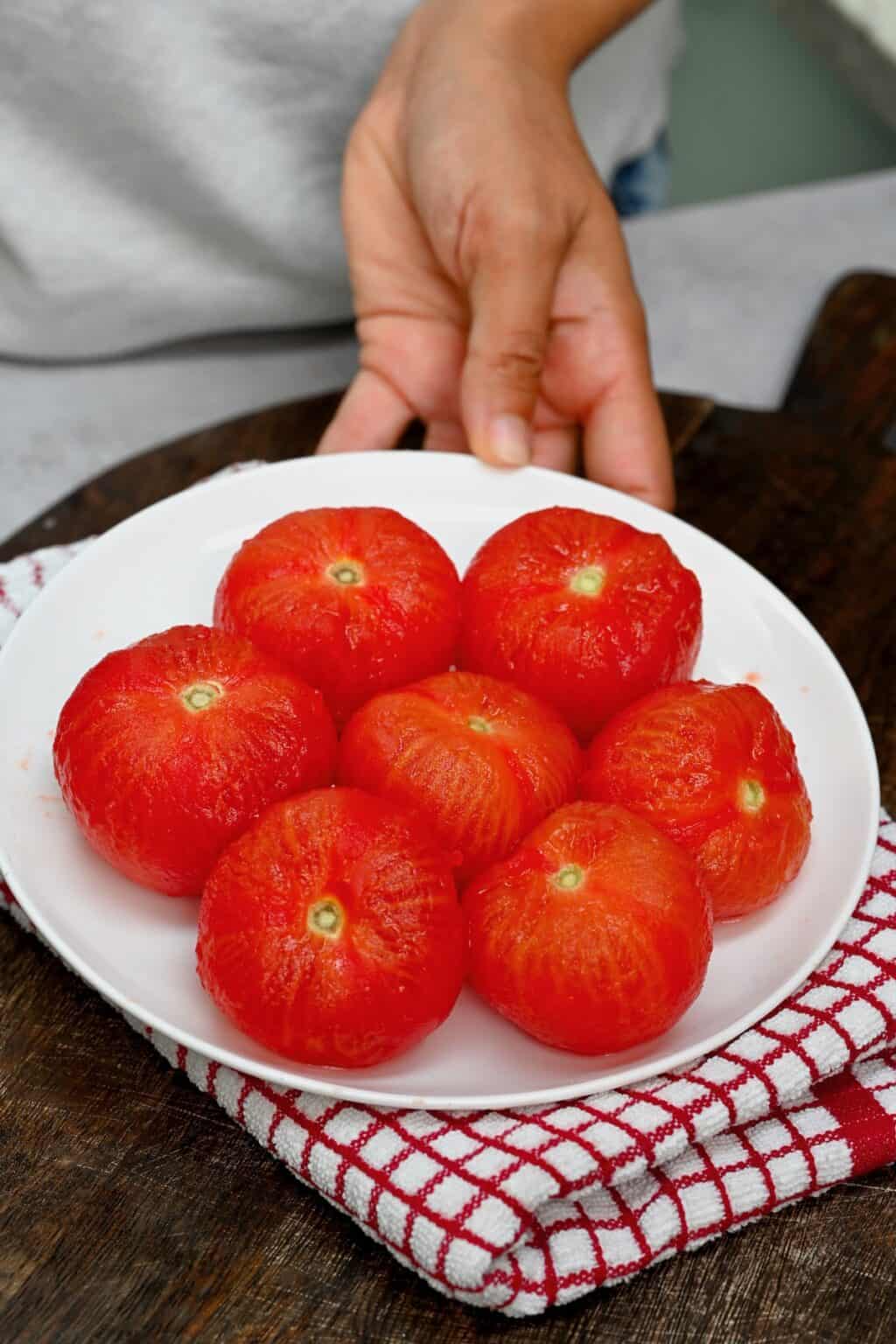 Quick and Easy Method for Peeling Tomatoes - Alphafoodie