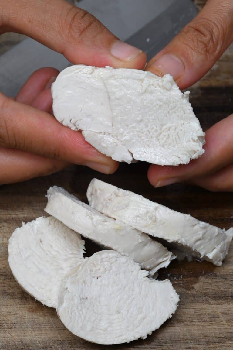 How to Boil Chicken Breasts (Smell Free Method!) - Alphafoodie