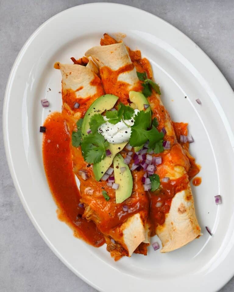 Crockpot Chicken Enchiladas - Alphafoodie