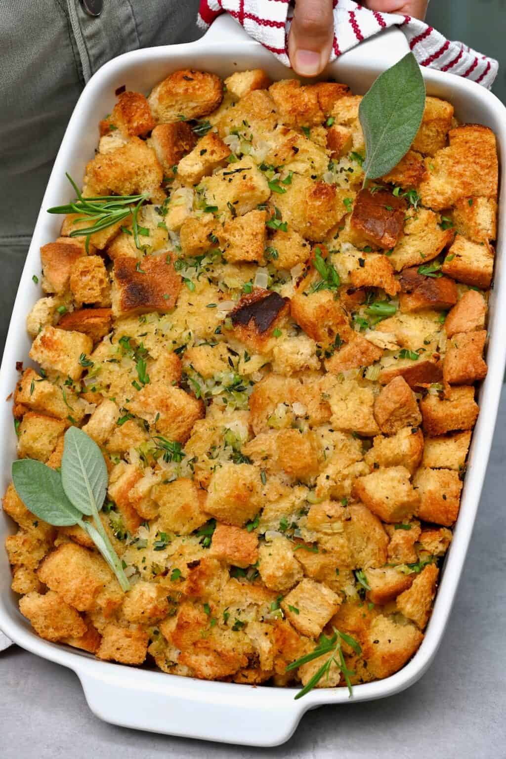 Easy Homemade Stuffing - Alphafoodie