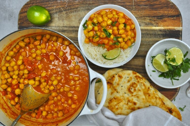 The Best Chickpea Curry - Alphafoodie