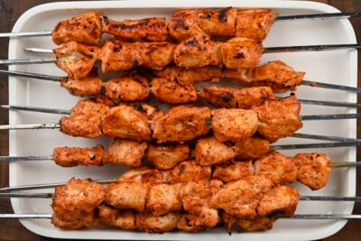 Shish Tawook (Authentic Lebanese Recipe) - Alphafoodie